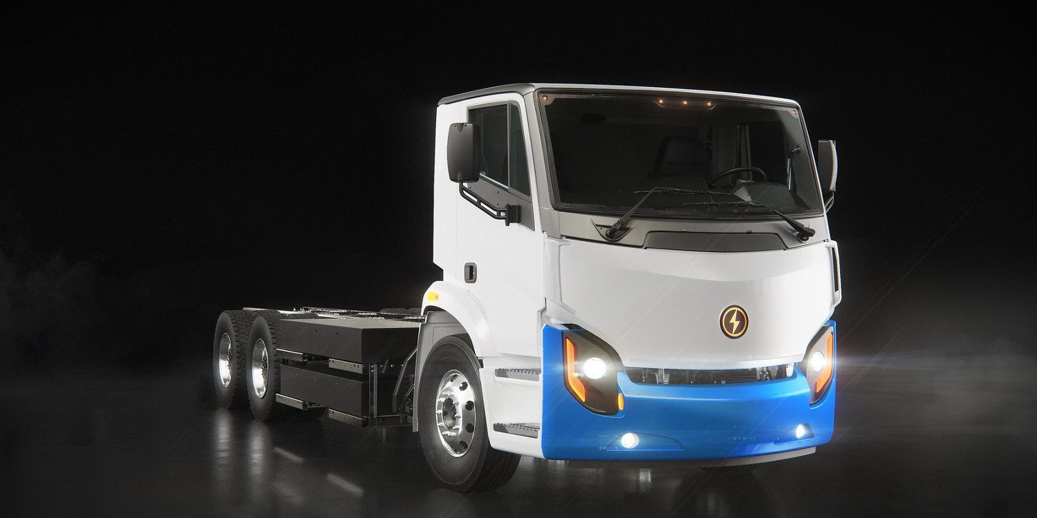 Lion Vende 50 Camiones Lion8 A La Canadiense CN - Transporte.mx ...