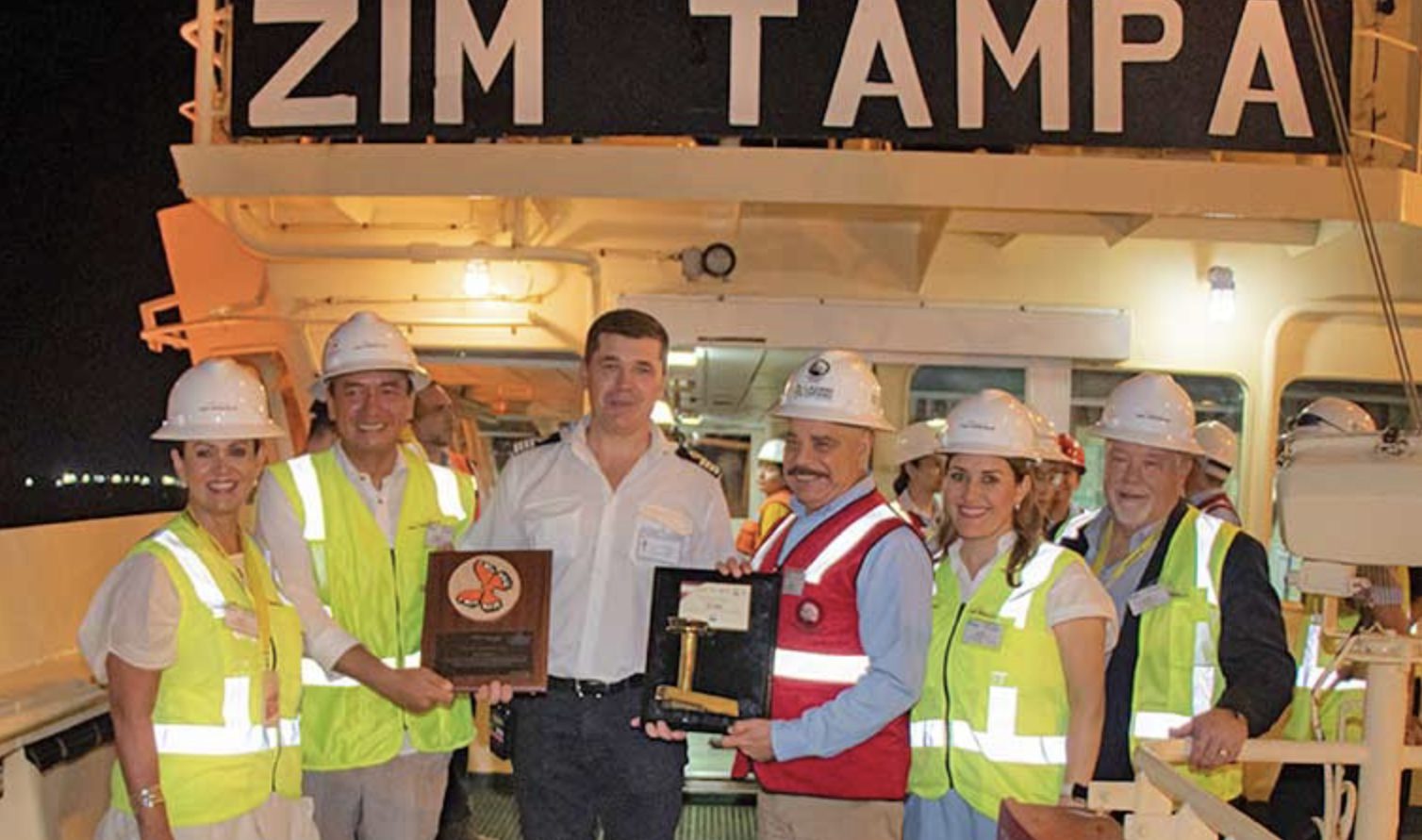 ZIM Tampa Realiza Su Primer Arribo A Lázaro Cárdenas Que Va De Asia ...